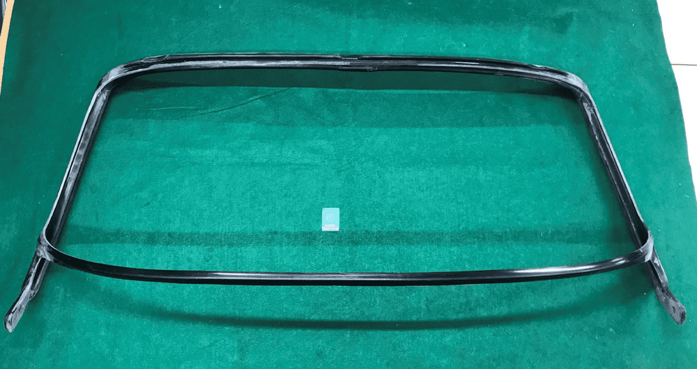 Windscreen Frame Elan 013