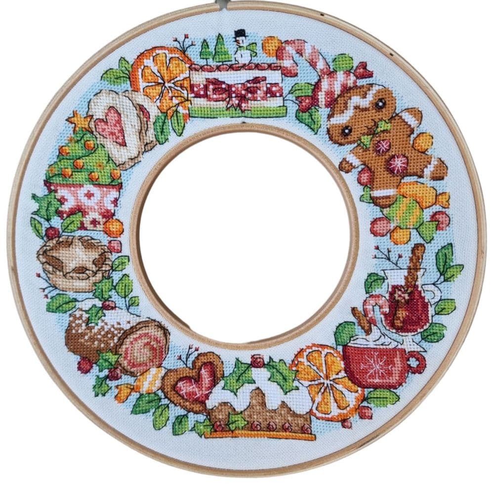 Lakeside Needlecraft Christmas Treatings Wreath PDF cross stitch chart ...