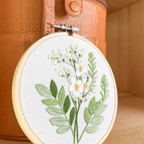 Milpoint Achillea Ptarmica Freestyle embroidery kit