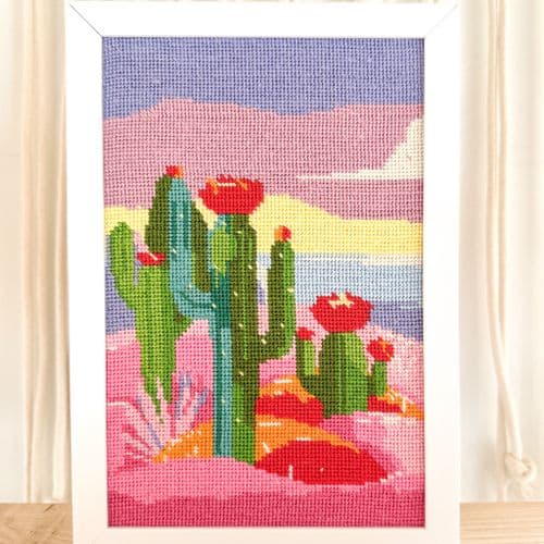 Milpoint Cactus Coast Tapestry kit