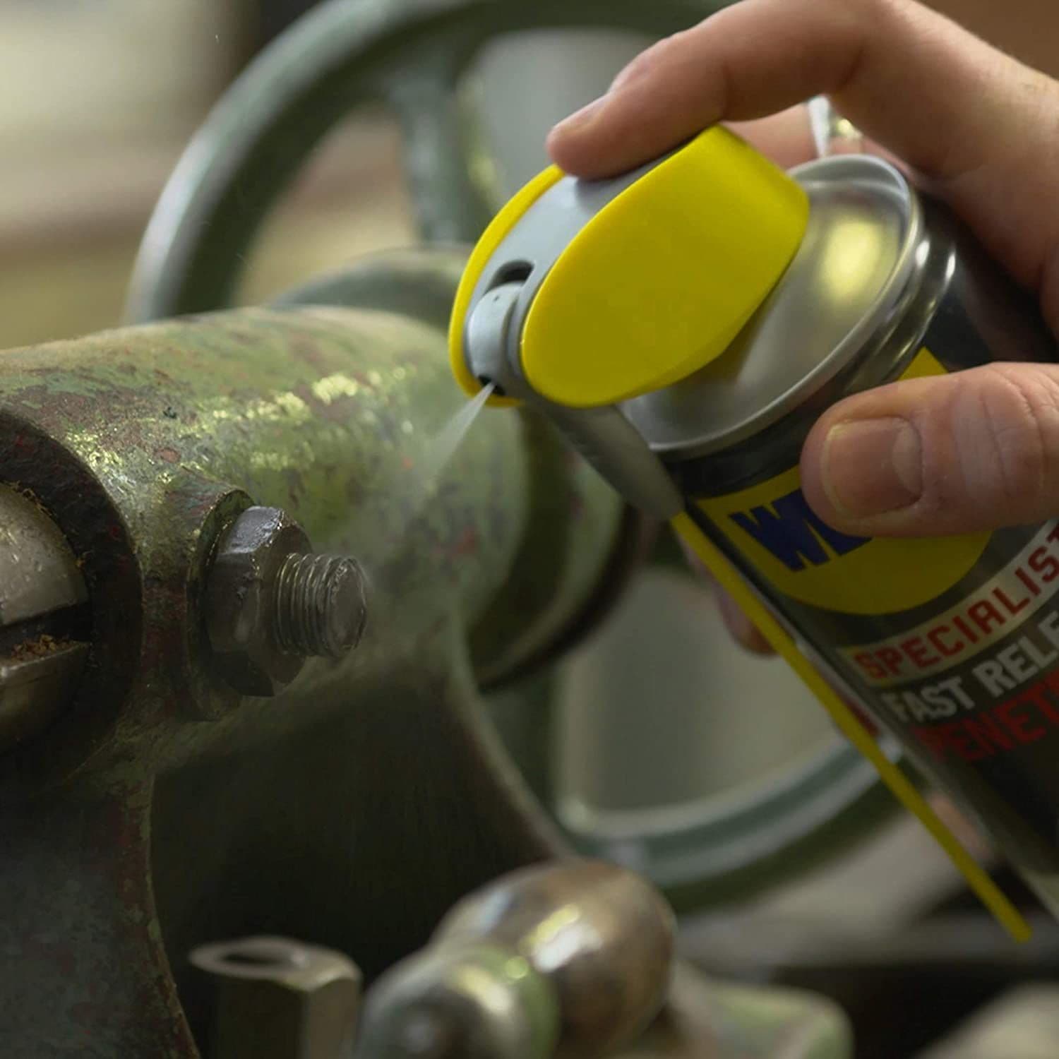 WD-40 44362 Specialist Fast Release Penetrant Spray 400ml Can