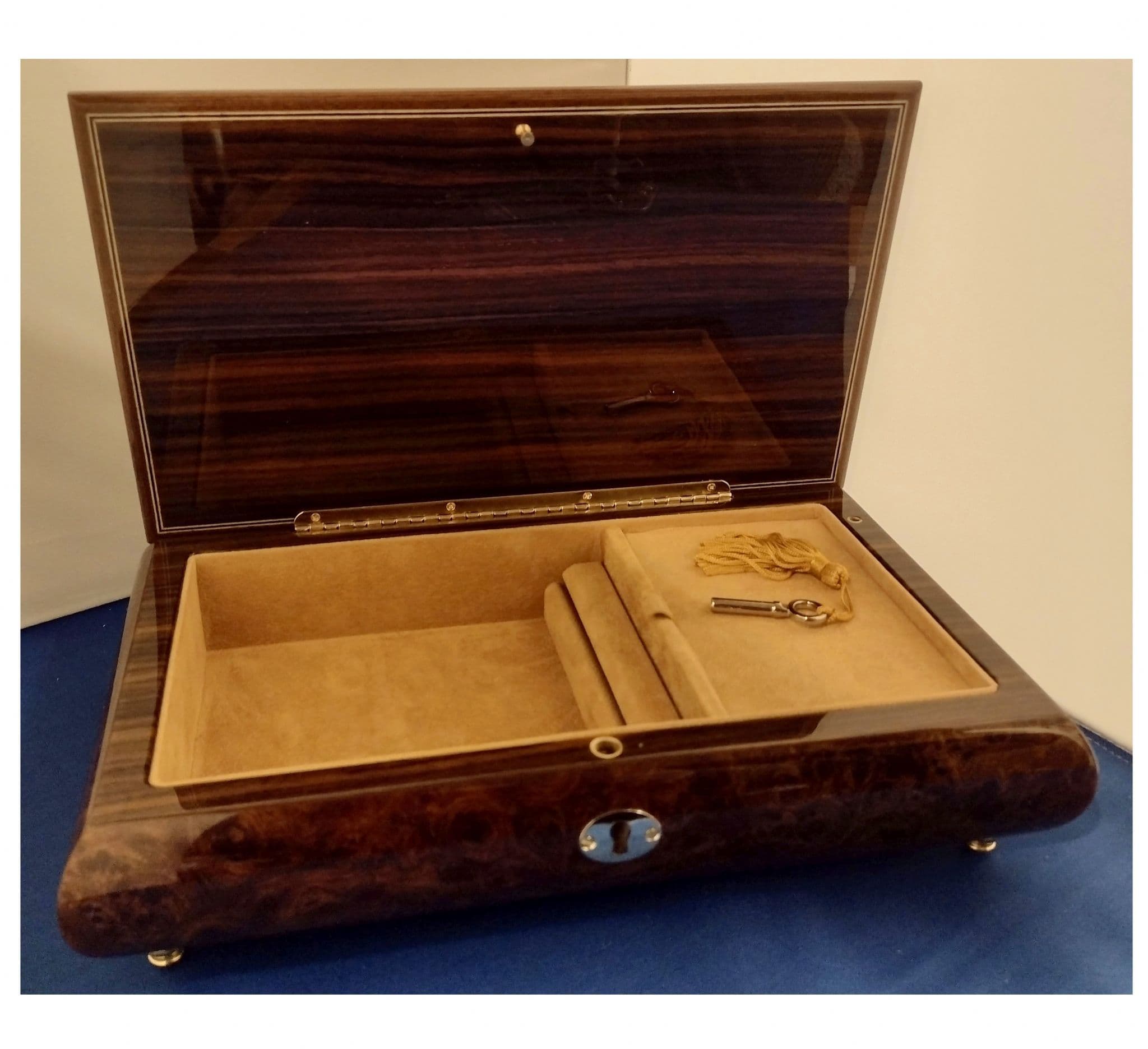 Musical Jewellery Boxes & Musical Jewelry Boxes From Shop 4 Music Boxes