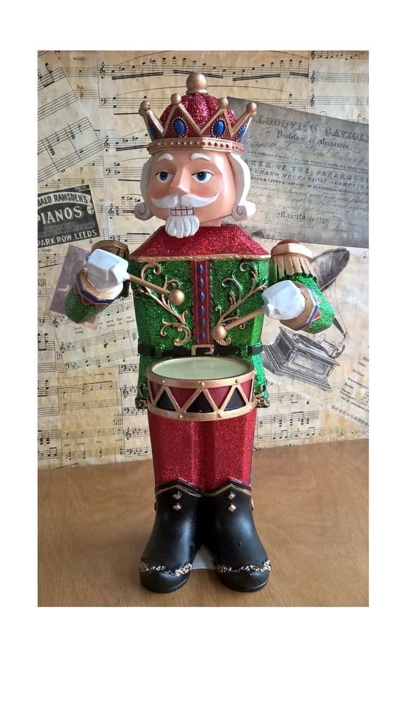 Musical Christmas Nutcracker Automaton