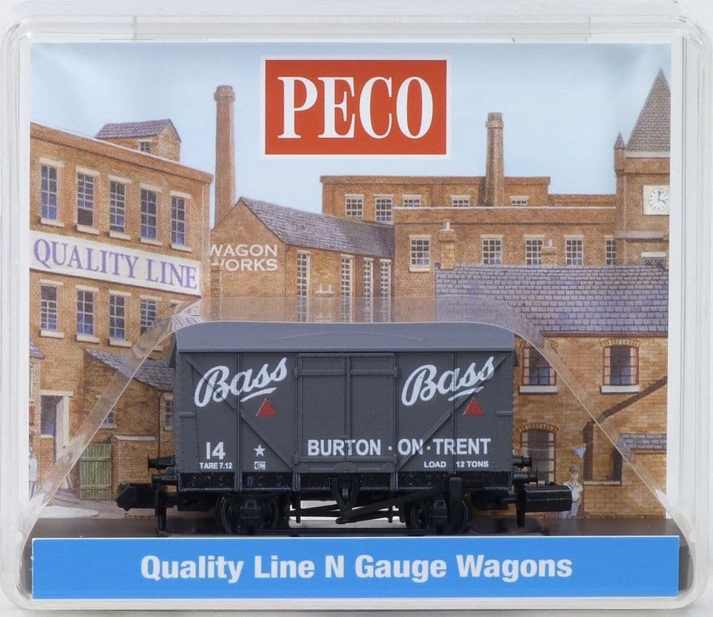 Peco NR2002P Bass Brewery Vanfit Wagon 14