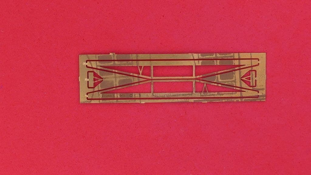 ULTUF009 GWR 64 Hawksworth Angle Truss Frame 2 off & 2 v Hangers 58mm ...