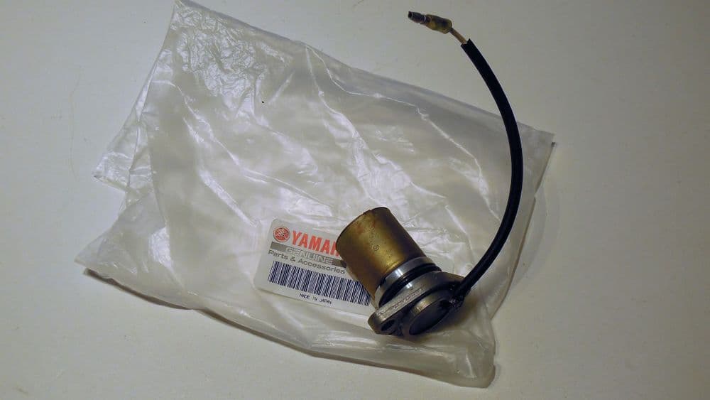 4H7-85720-01 Oil Level Sensor