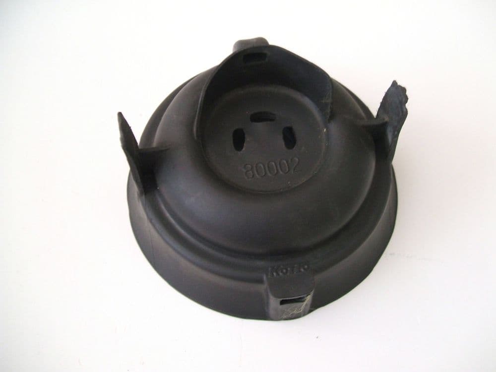 4KG-84397-00 Headlamp Bulb Socket Rubber Cover