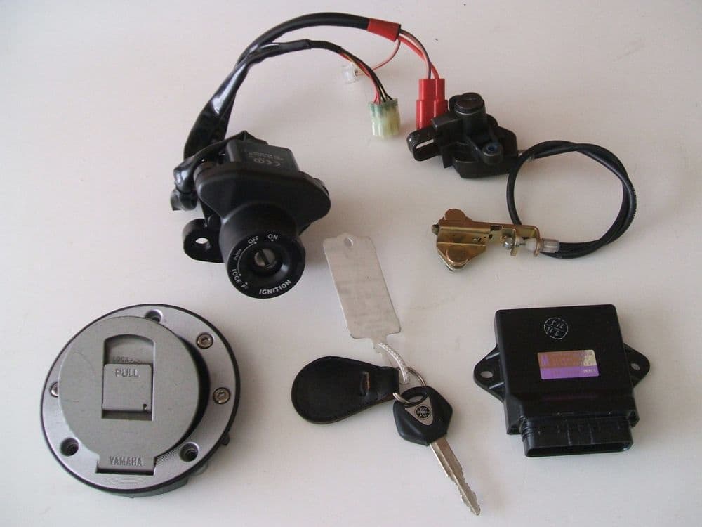 5WM-W8250-00 Complete Lock Set