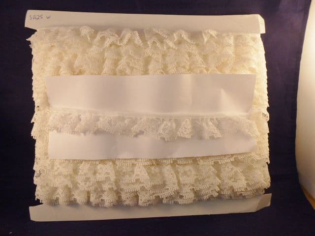 1" Frilled Lace | M. Courts Ltd