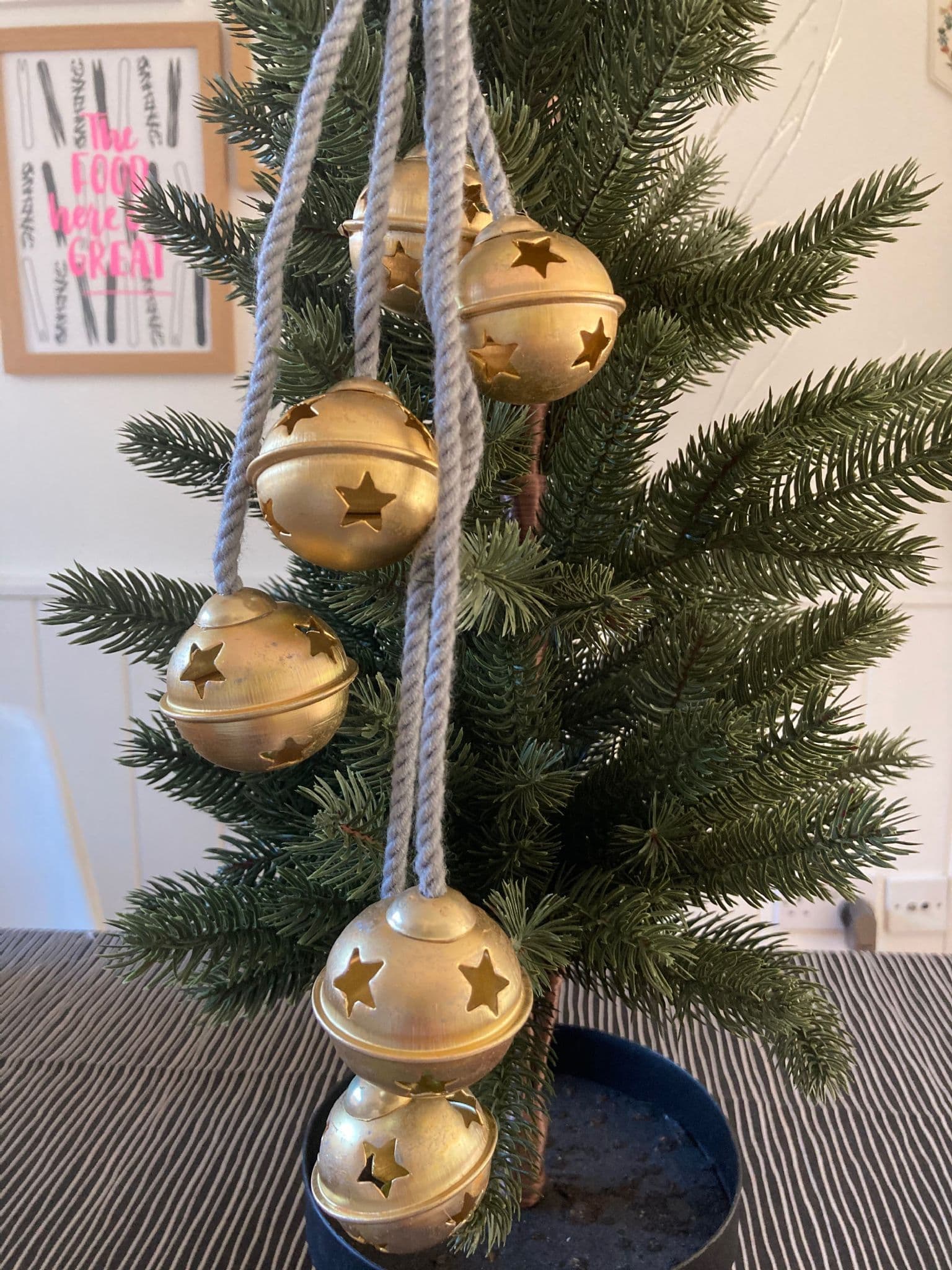Vintage Christmas Christmas Sleigh Bells Cluster - Vintage Brass Jingle ...