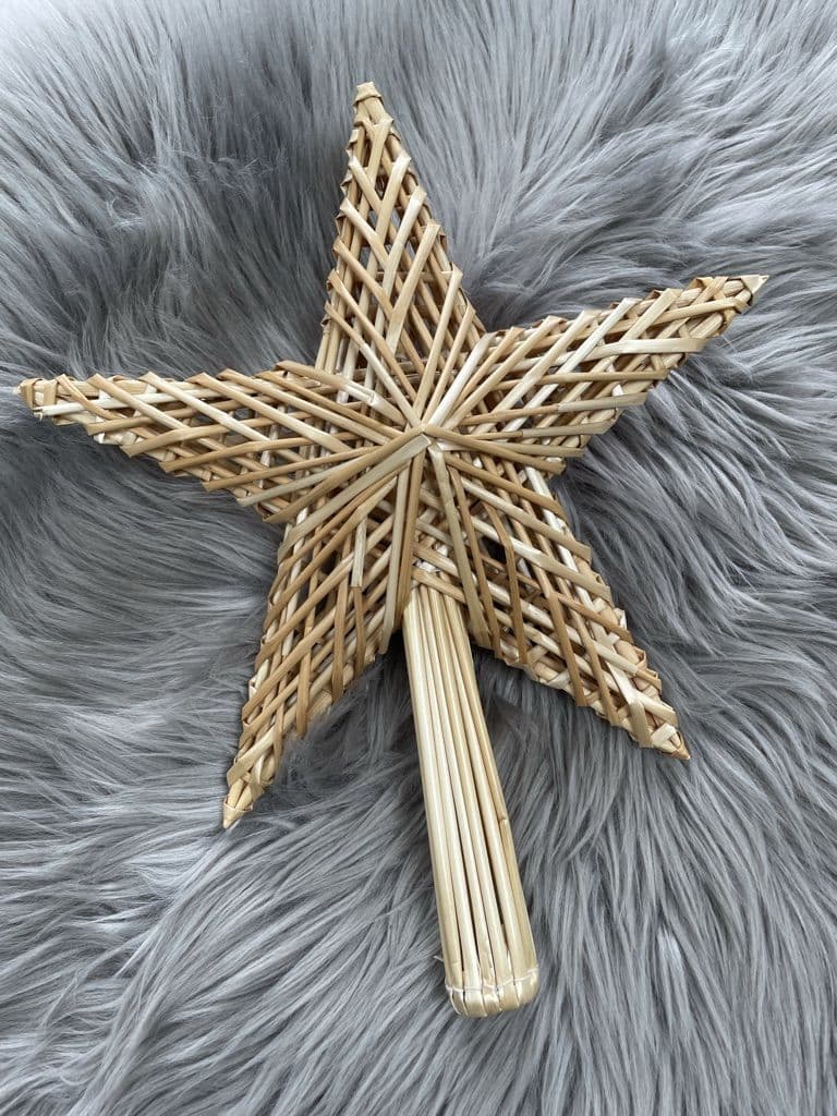 Straw Tree Topper