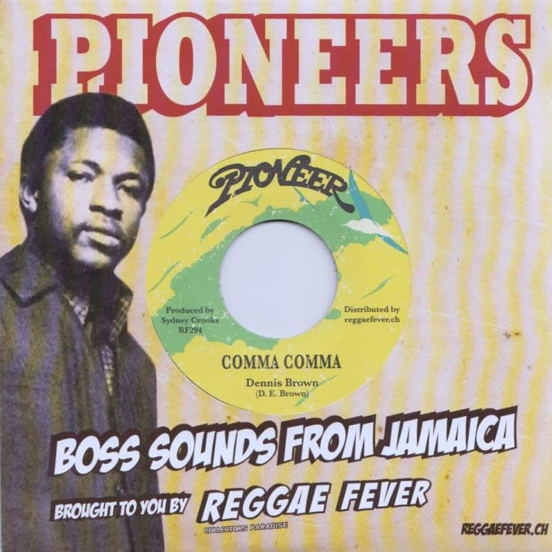 Dennis Brown - Comma Comma / Version Pioneer / Reggae Fever 7"