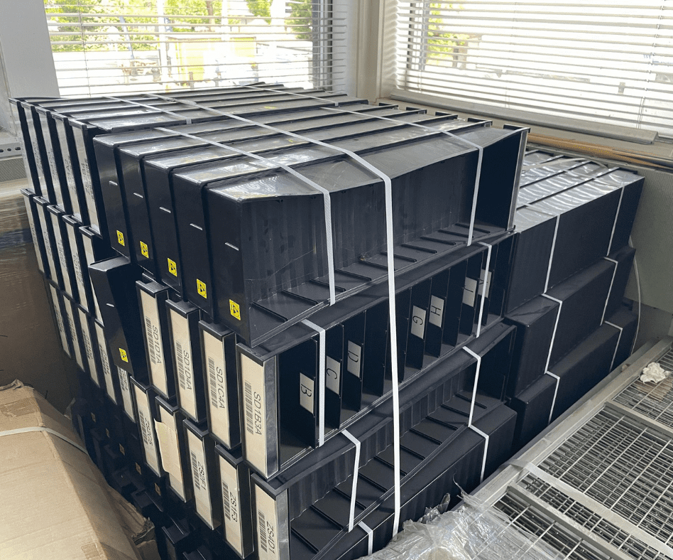 Black Component Trays - Job Lot