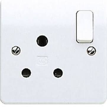 MK K2893 15 Amp Round Pin Switched Socket - White