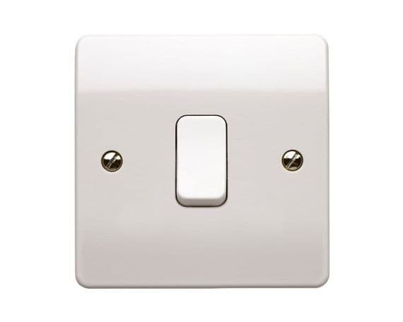 MK K4871 1 Gang 2 Way Light Switch - White