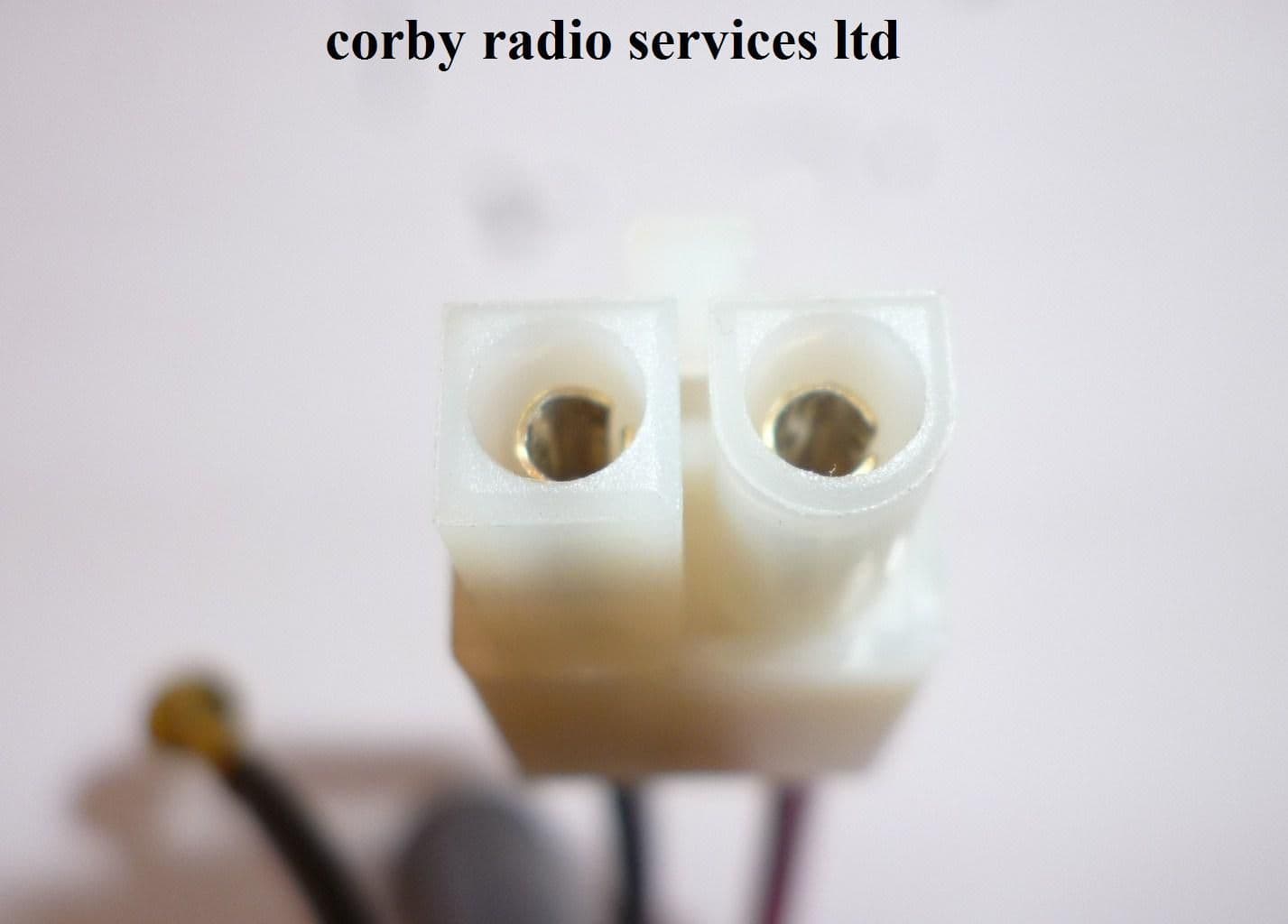 ICOM 2 PIN FUSED POWER PLUG & TAILS TAXI RADIO MALE/FEMALE