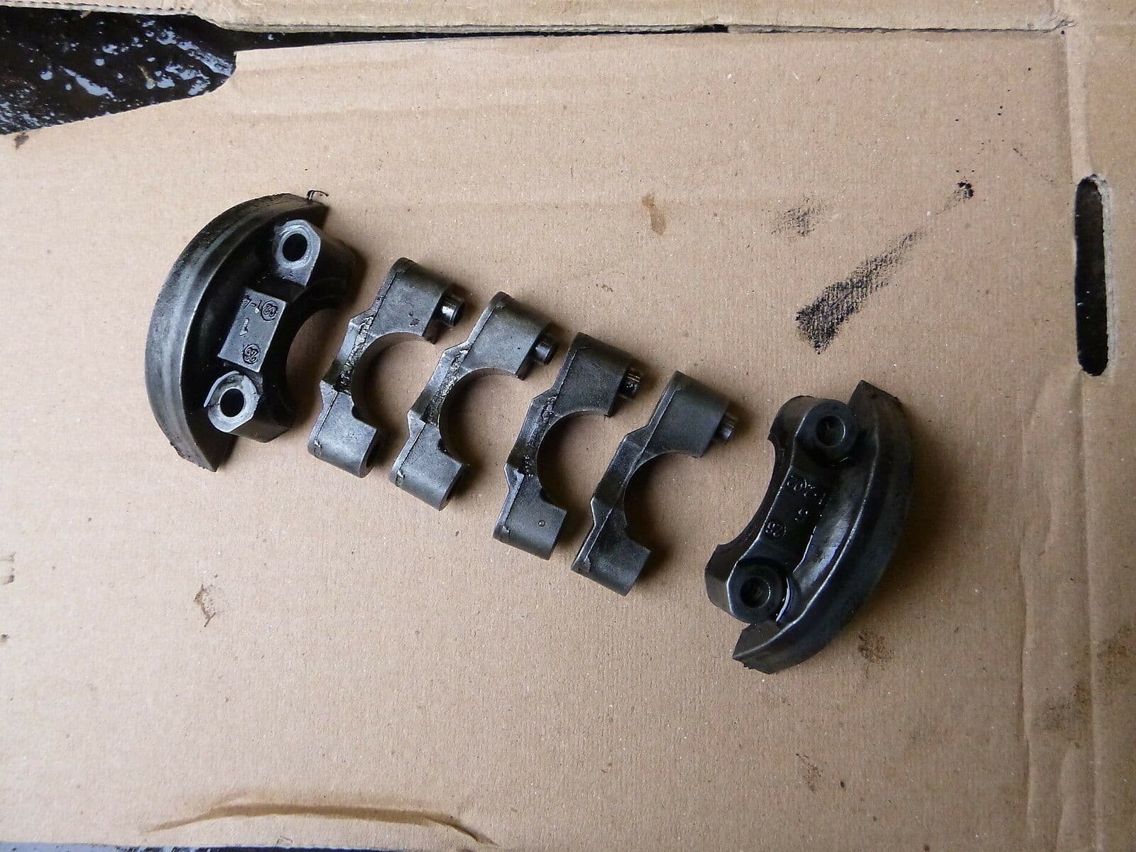 Renault Clio Megane 1 5 Dci K9K camshaft caps full set as pictured