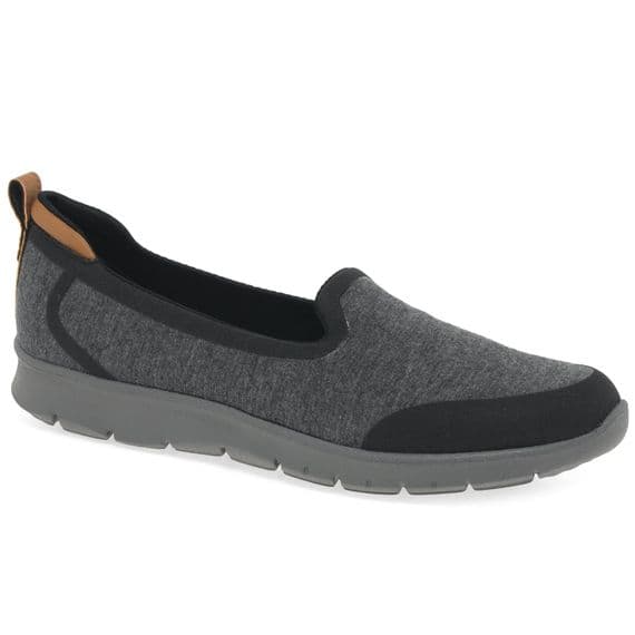 Clarks Step Allena Lo Women s Slip-on Shoe - Black D