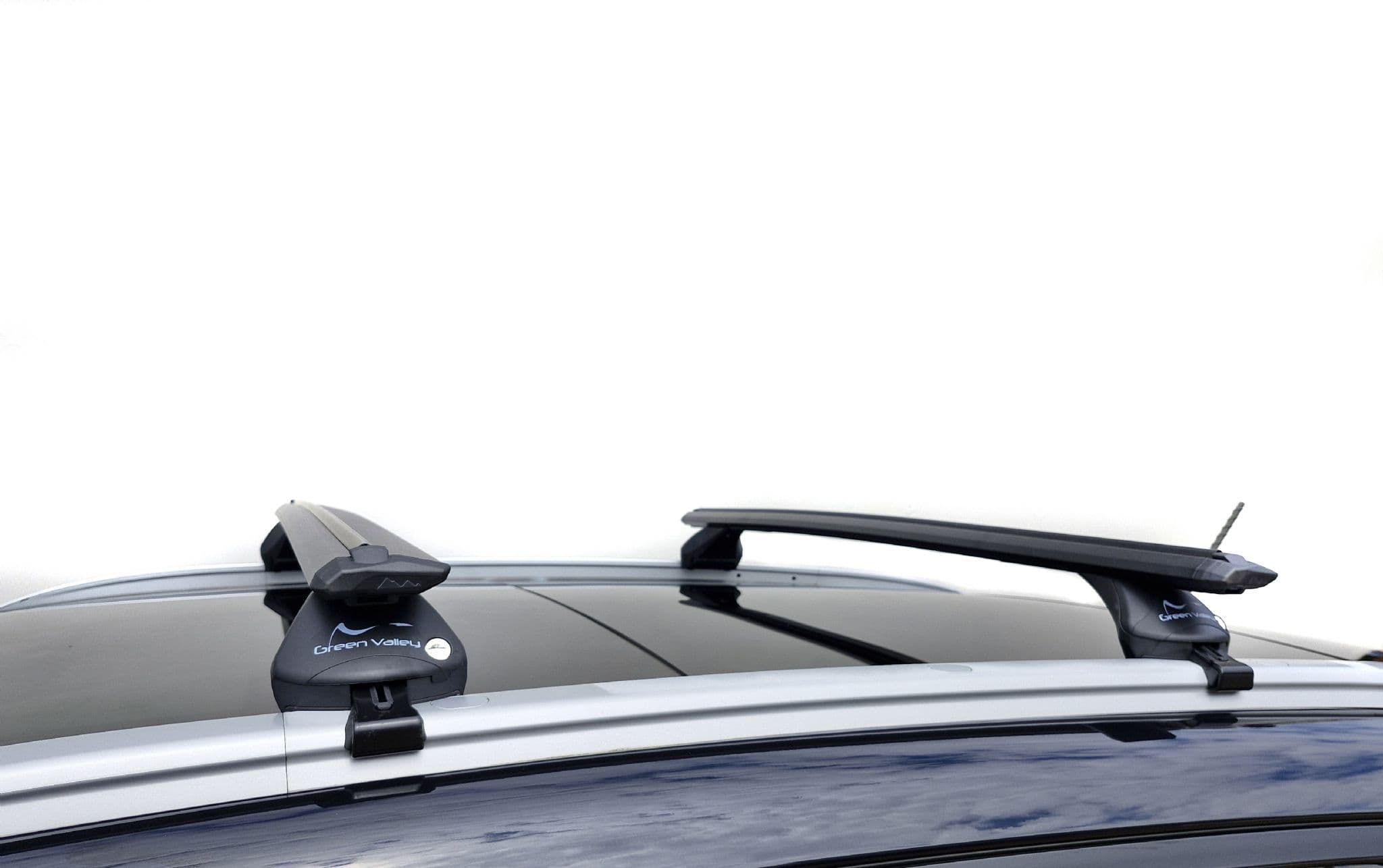 Green Valley Aerodynamic Roof Rack Wing Bars Black Ford Kuga 2020 onwards