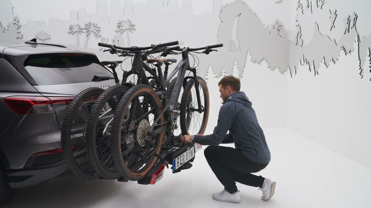 Thule EasyFold 3 Bike Rack: Foldable, Portable, & Easy to Use