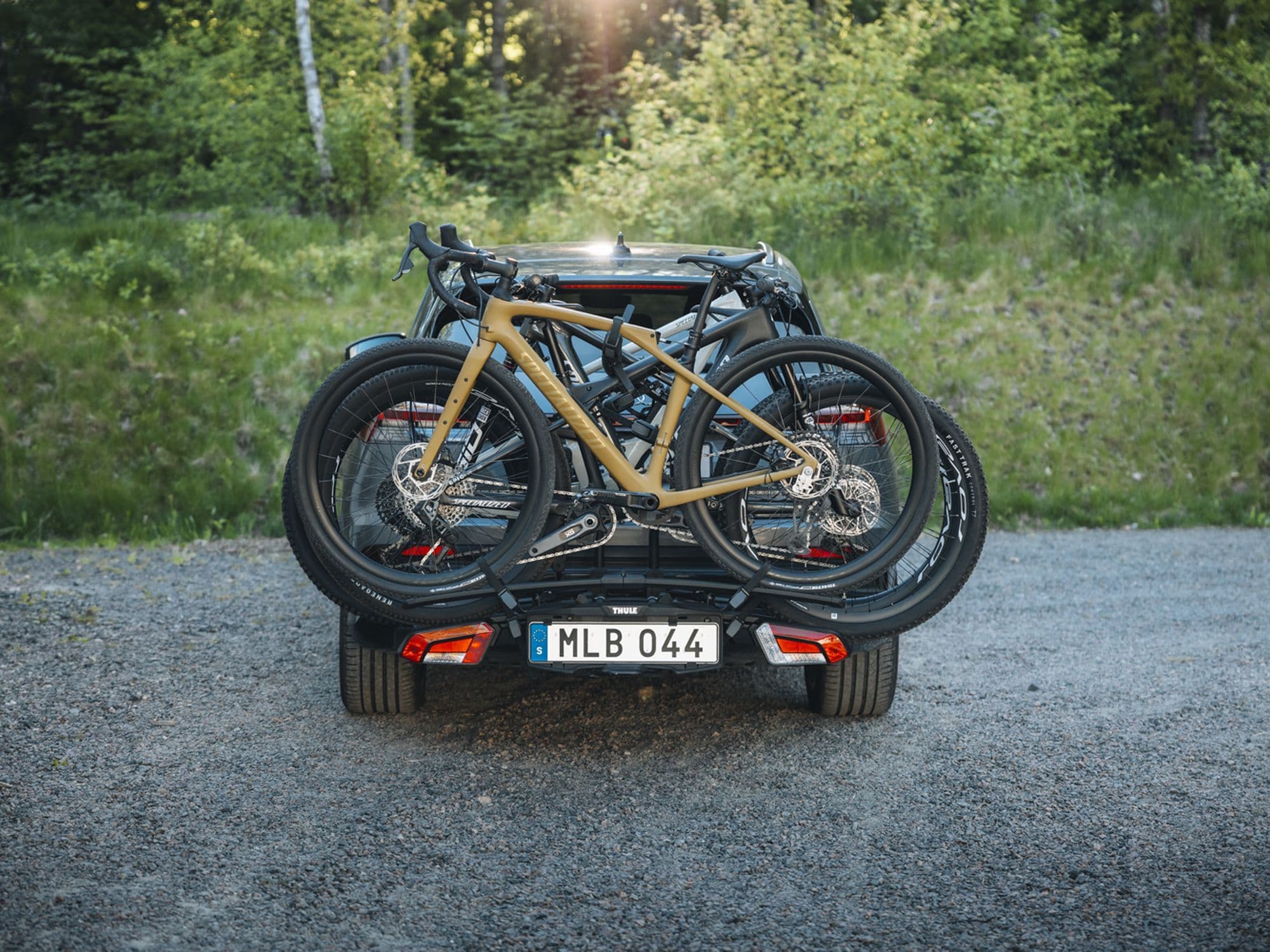 Thule EasyFold 3 Three Bike Carrier Platform Rack with Foldable Loading ...