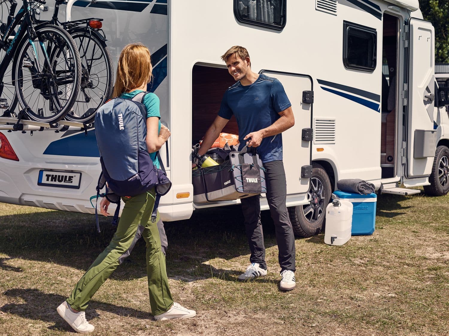Thule Go Box Medium 306929: Foldable Storage Container for Camping ...