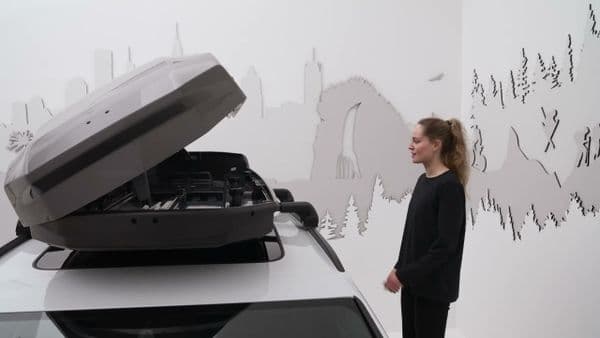 Thule Motion 3 Large Roof Box Glossy Black