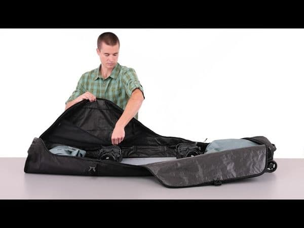 Thule RoundTrip Snowboard Roller Bag 165cm Black | Goode Leisure