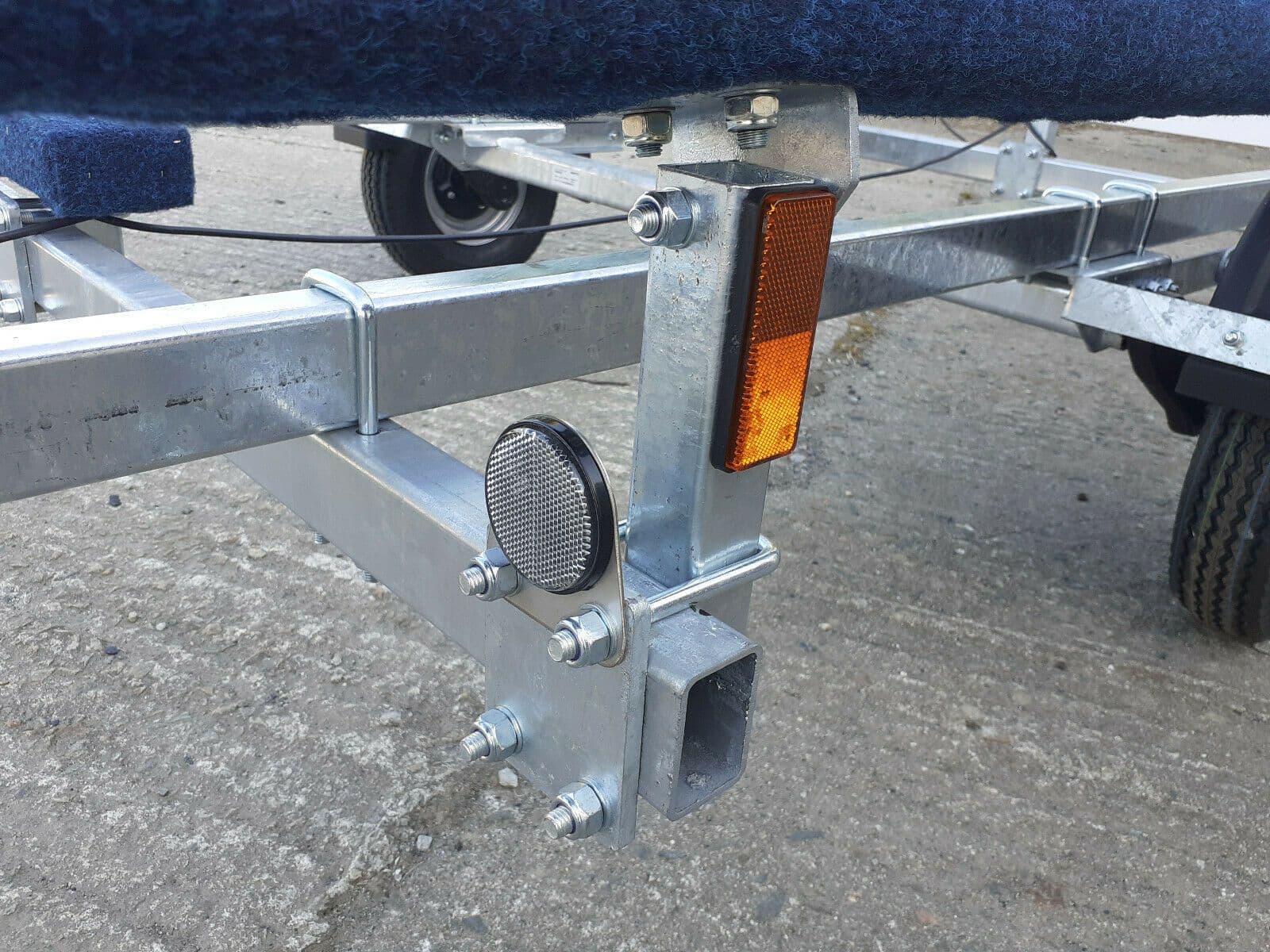 EXTREME EXT 400kg Bunk Inflatable Boat Trailer - Suitable for ...