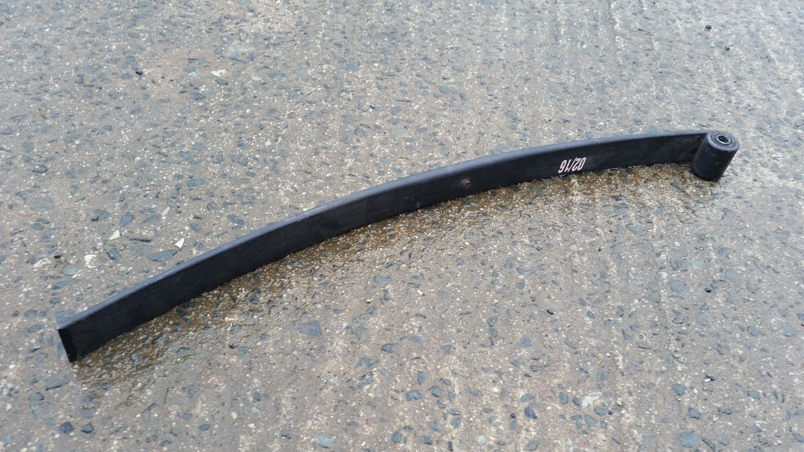 SINGLE PARABOLIC LEAF SPRING + BUSH FOR IFOR WILLIAMS TRAILERS - SAME ...