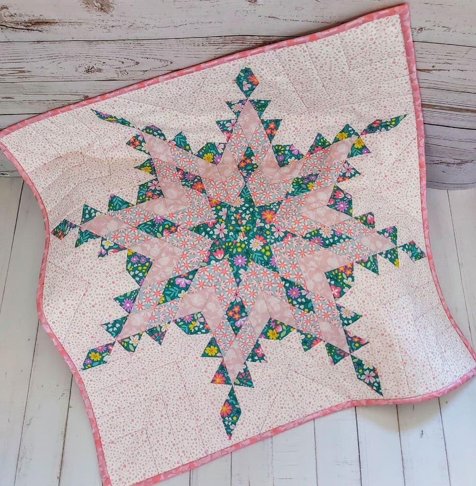 The Spring Blooms Star PDF Pattern