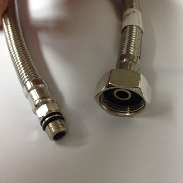 Crosswater 12mm x 22 mm Flexible Monobloc Bath Tap Connector 500mm FT410FB1