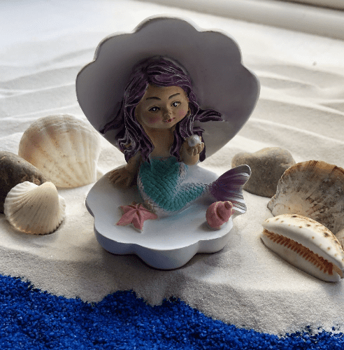 Blue Ocean - Mermaid in a Oyster-shell - 9cm tall.