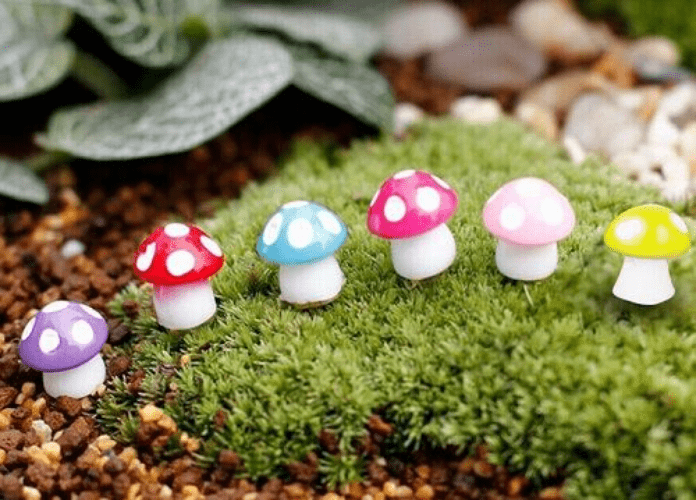 Miniature Fairy Garden Tiny Toadstools - Pack of 4.