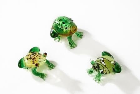 Handmade Glass Miniature Frogs.