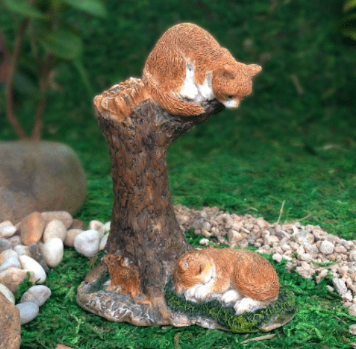 Woodland Knoll - Ready to Pounce - Cats & Mouse.