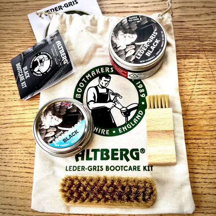 AltBerg Leder Gris Bootcare Kit Black, Boot Polish,100ml and 50ml
