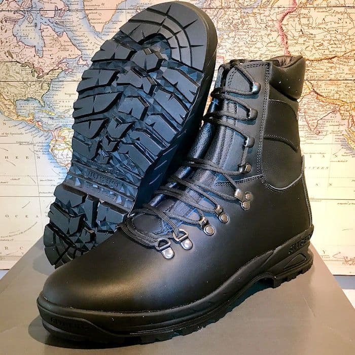 AltBerg P1 Peacekeeper AQUA Black Boot