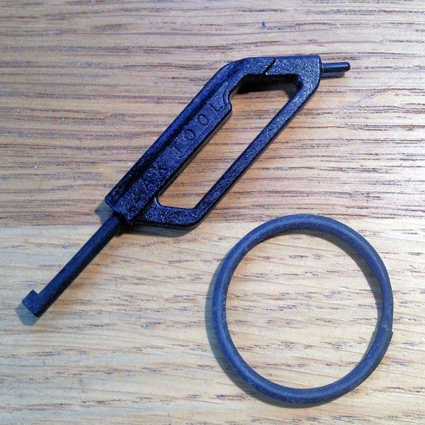 Carbon Fibre Flat Grip Handcuff Key Black ZT7P