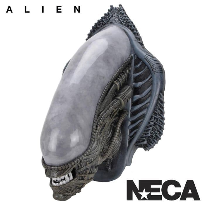 ALIEN XENOMORPH WALL-MOUNTED BUST TROPHY PLAQUE FROM NECA