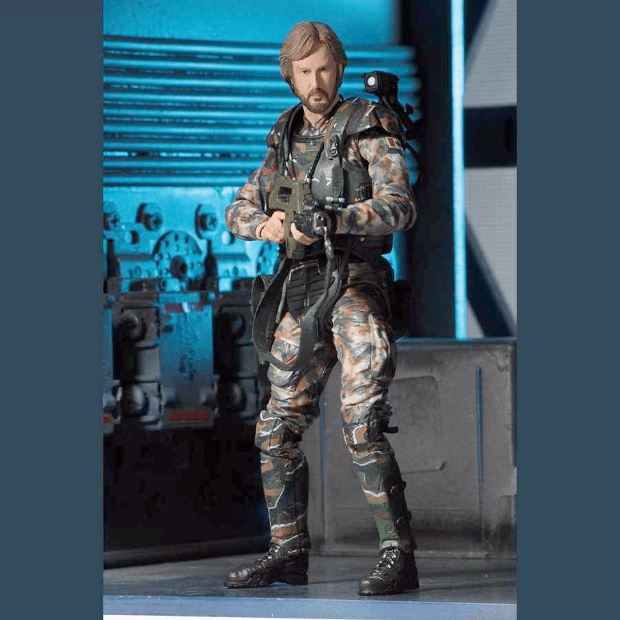 Alien Figurine Figurine NECA Aliens Director James Cameron Colonel ...