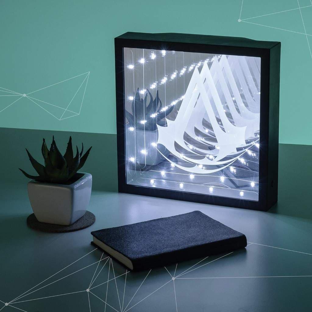 ASSASSIN S CREED INFINITY LIGHT FROM PALADONE