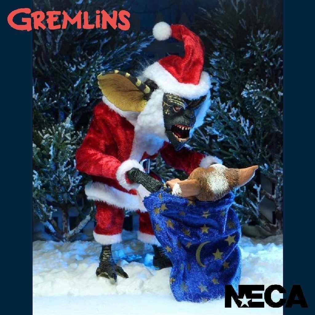 GREMLINS 7" SCALE SANTA STRIPE AND GIZMO ACTION FIGURES FROM NECA