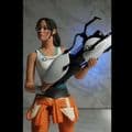 PORTAL 2 CHELL 7" SCALE ACTION FIGURE FROM NECA