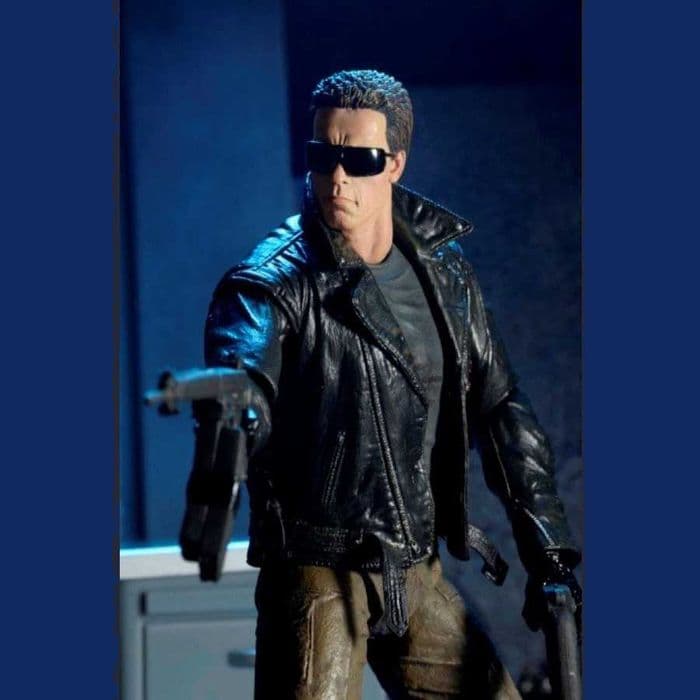 TERMINATOR 7" ULTIMATE POLICE STATION ASSAULT T-800 ACTION FIGURE FROM NECA