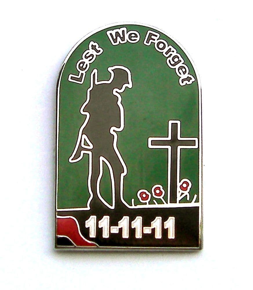 Remembrance Poppy Day Badge - Lest We Forget