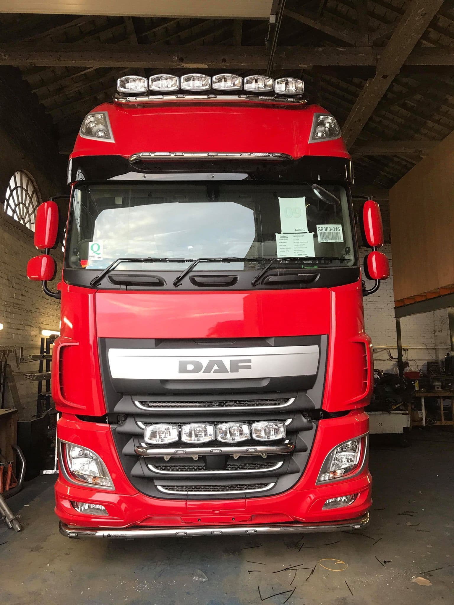 DAF XF106 Mini Bar PN LABR82