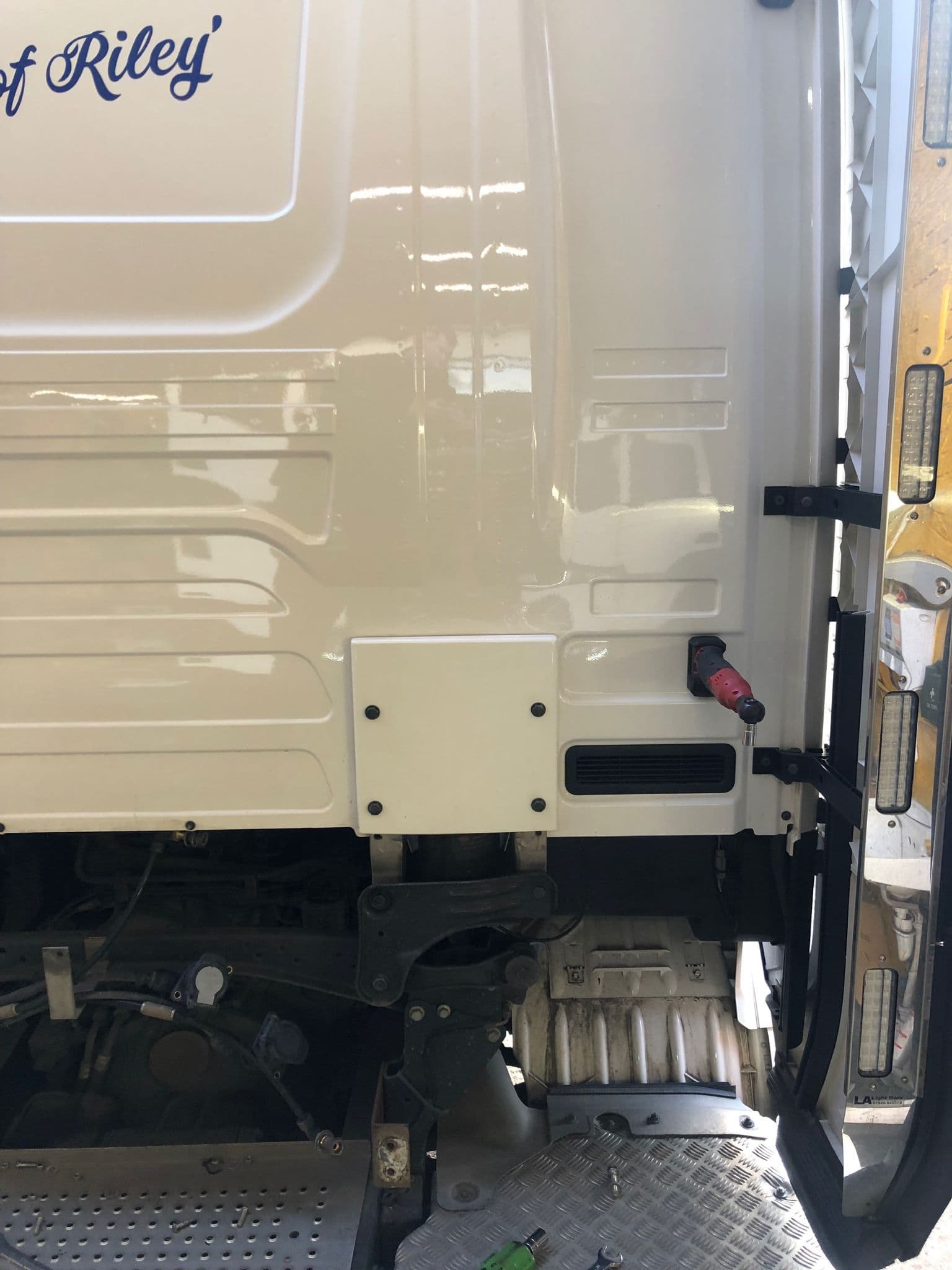 Scania Next Gen S Cab Airbag Plates PN LABR17