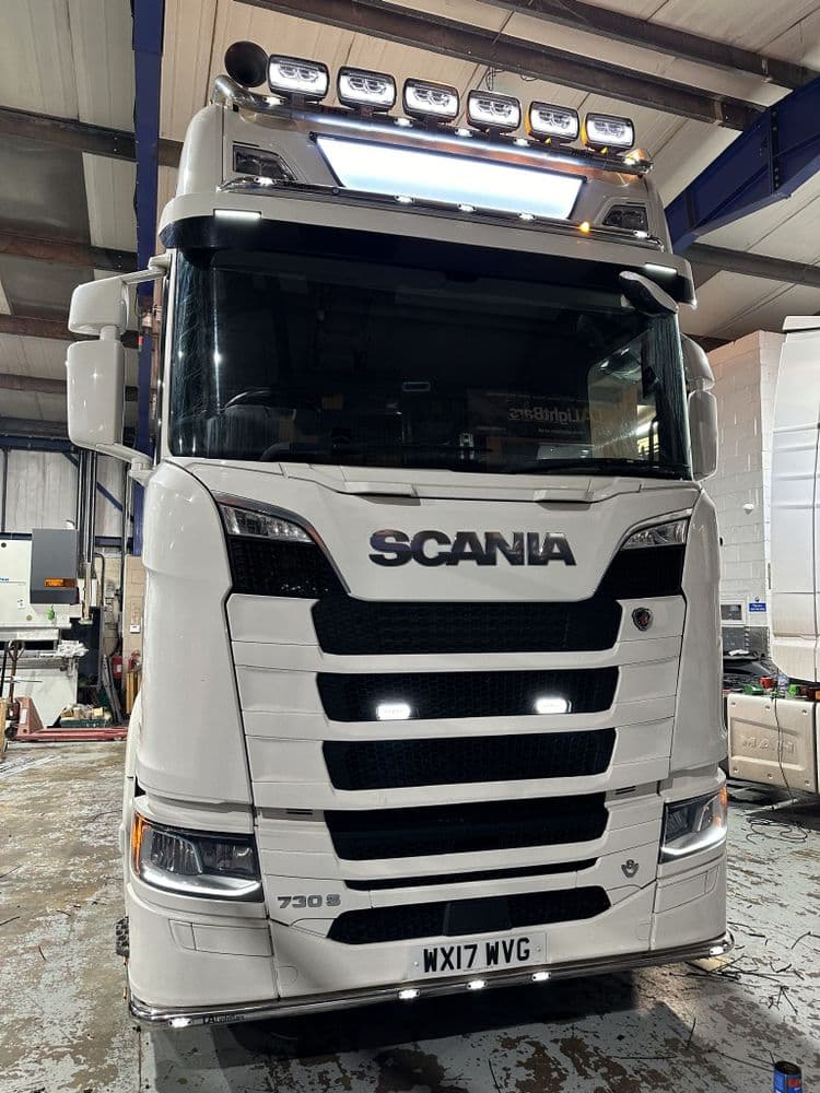 Scania Next Gen Visor Bar PN LABR03