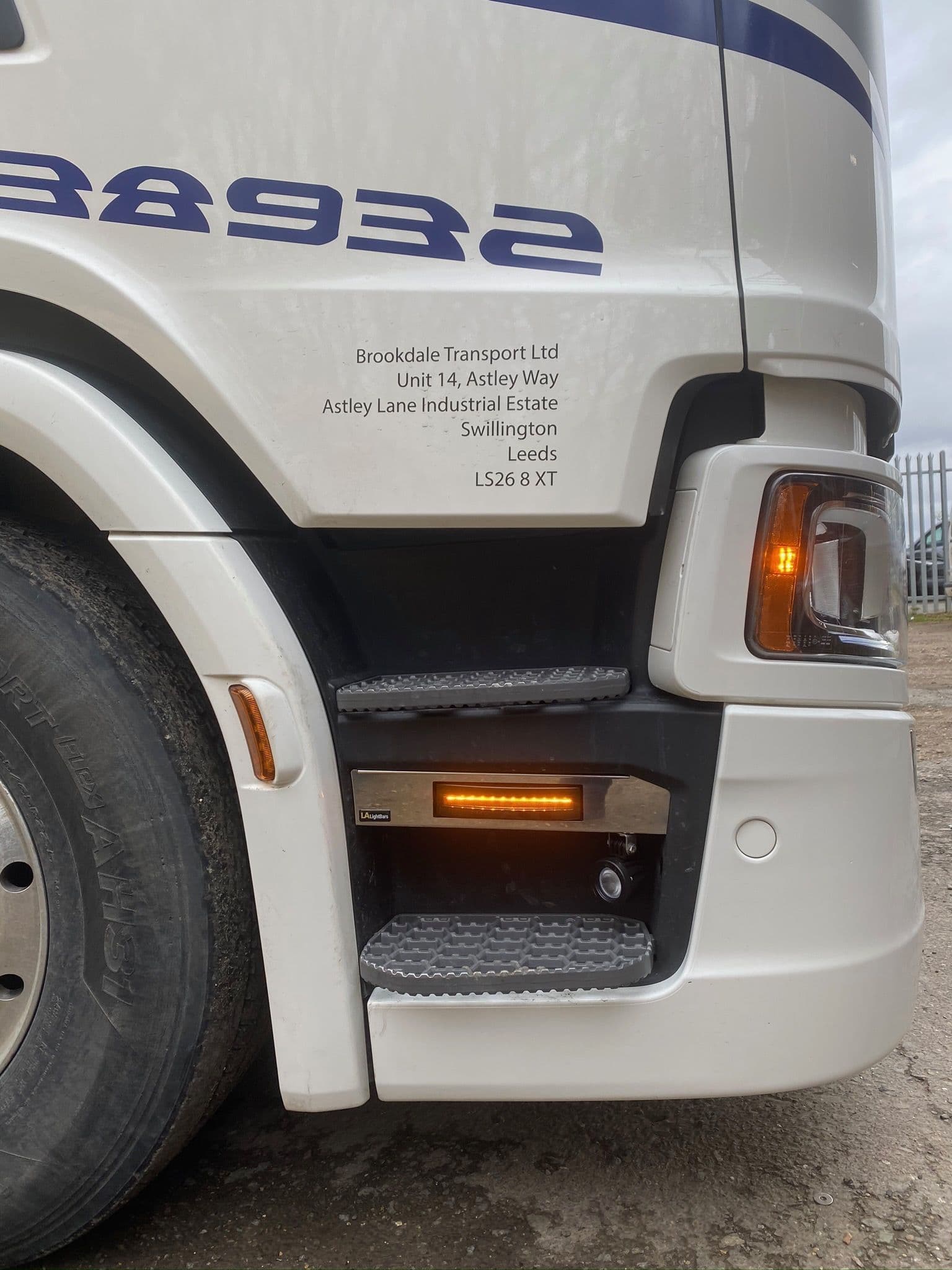 Scania Next Gen Visor Marker Step Bars PN LABR13